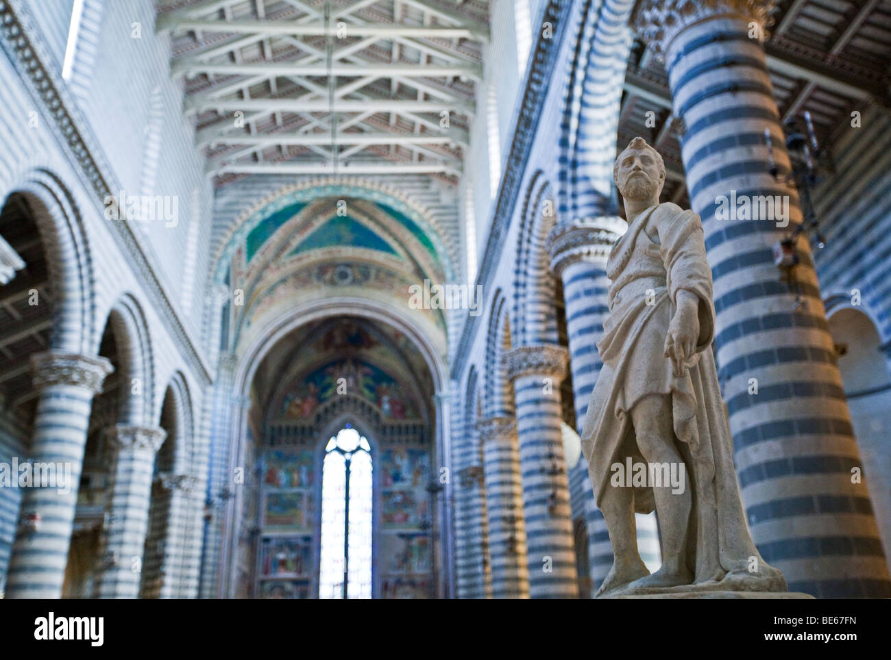 Orvieto cathedral interior hi-res stock photography and images - Alamy