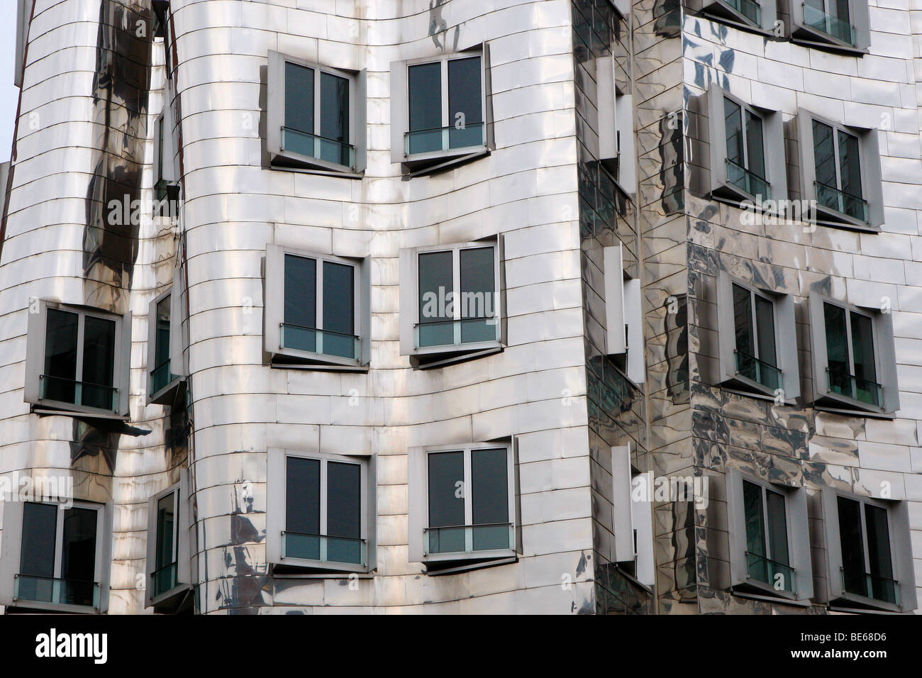 Gehry Buildings, Duesseldorf, North Rhine-Westphalia, Germany, Europe ...
