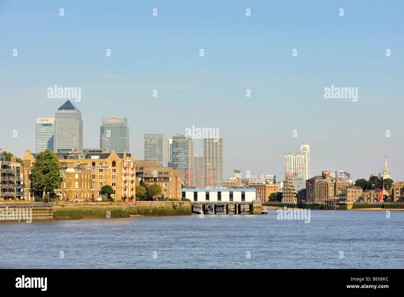 View over the Thames to the Canary Wharf complex, the architectural ...