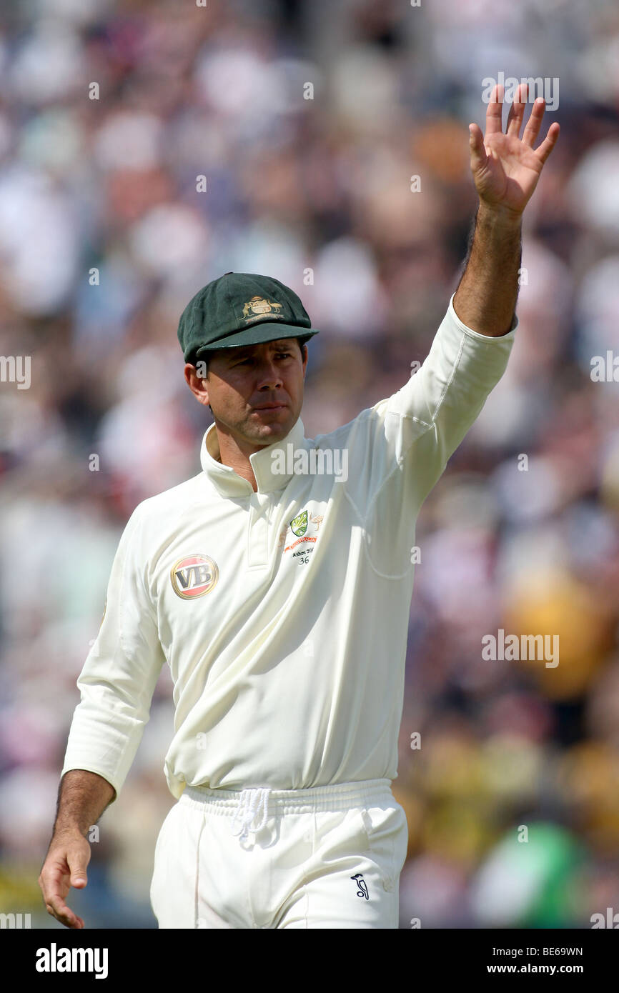 RICKY PONTING AUSTRALIA HEADINGLEY LEEDS ENGLAND 09 August 2009 Stock ...