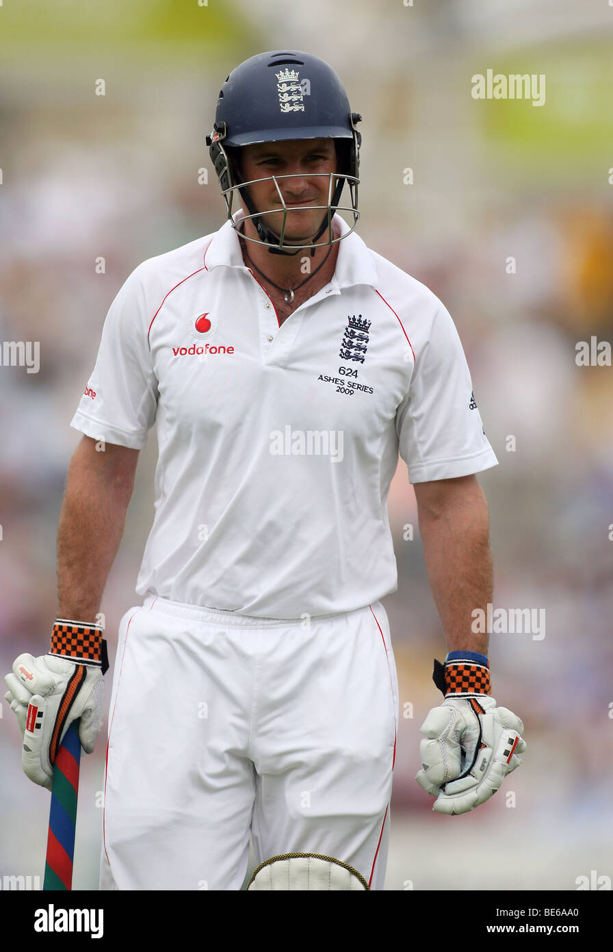 ANDREW STRAUSS OUT FOR 55 5TH ASHES TEST MATCH THE BRIT OVAL LONDON ...