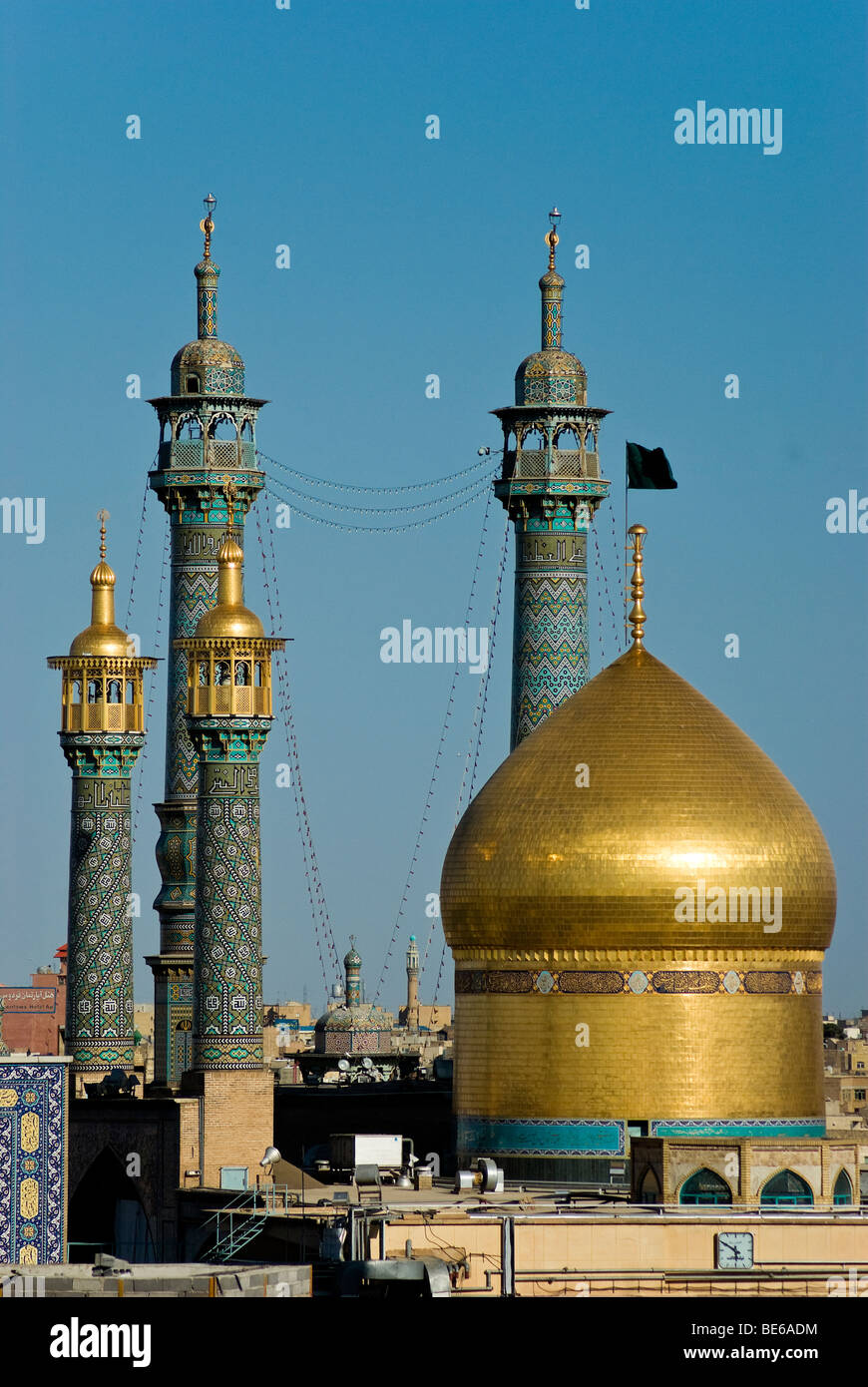 Fatima al masumeh shrine hi-res stock photography and images - Alamy