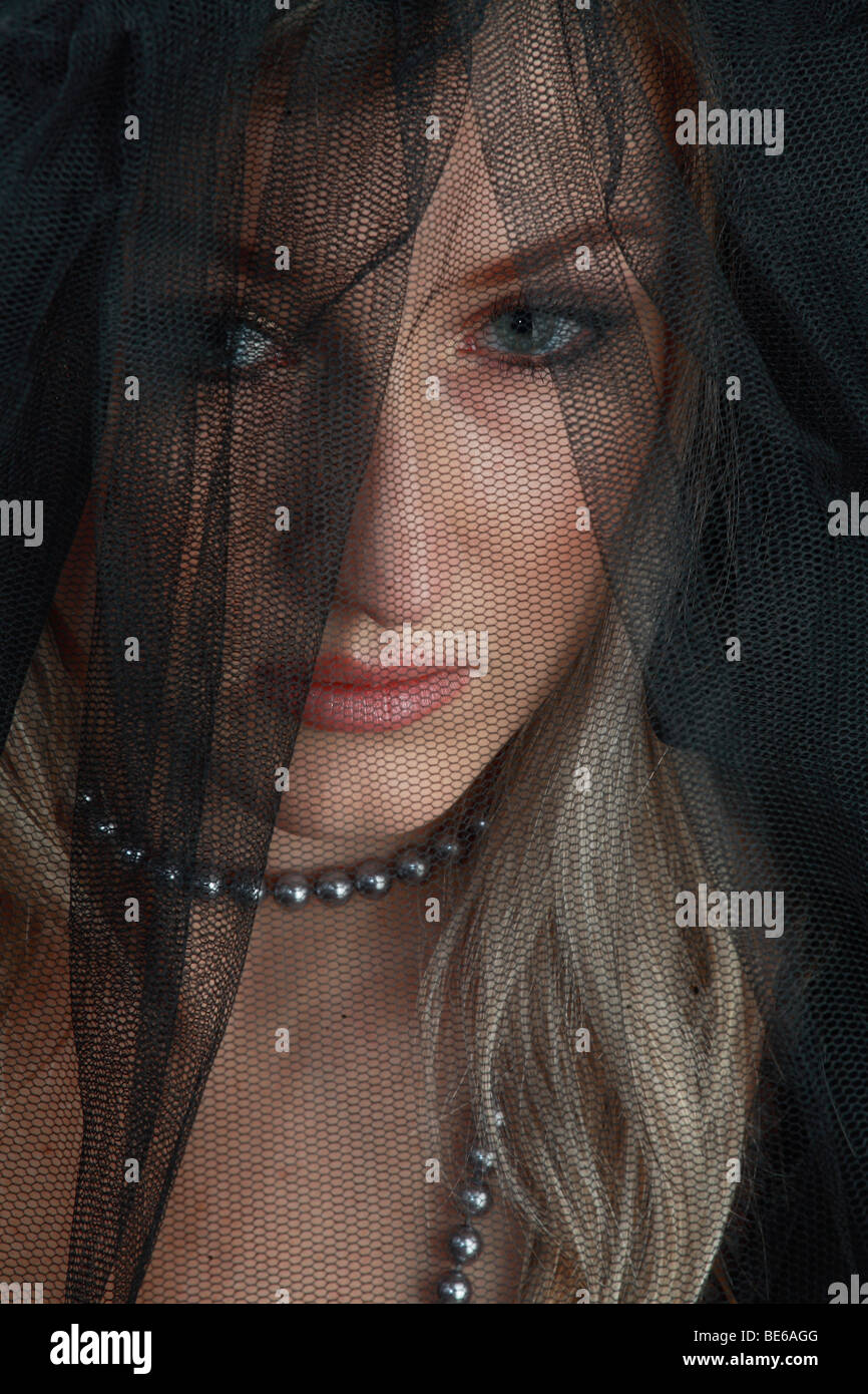 Woman widow dress hi-res stock photography and images - Alamy