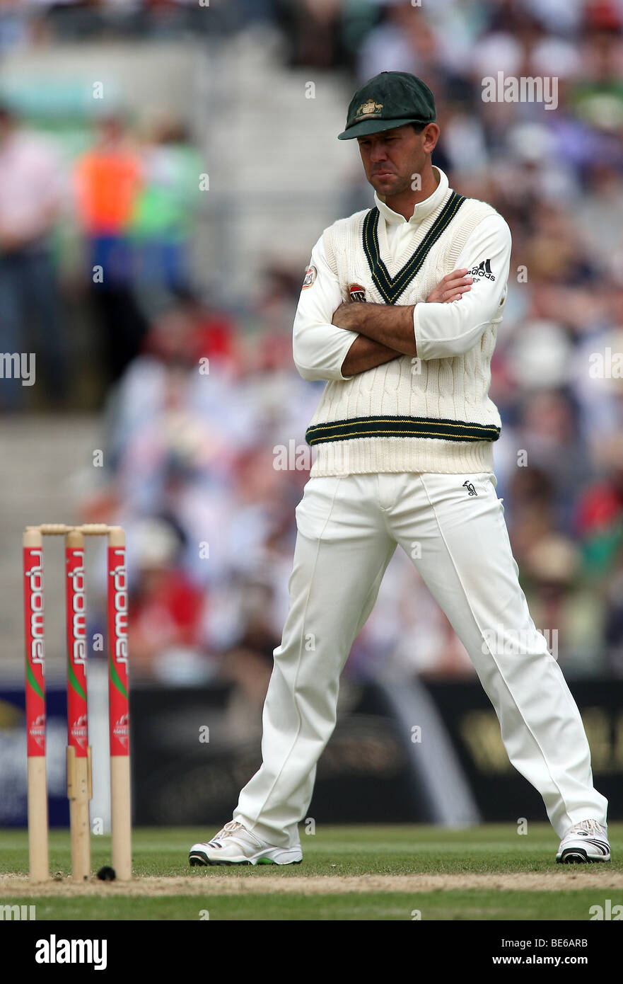 RICKY PONTING 5TH ASHES TEST MATCH THE BRIT OVAL LONDON ENGLAND 22 ...
