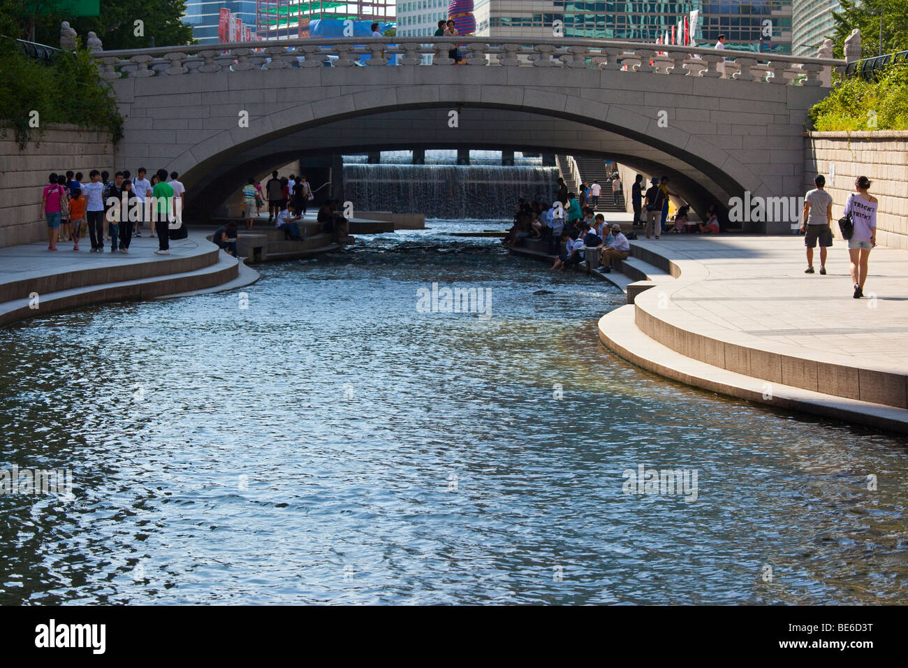 Cheonggyecheon River in Seoul South Korea Stock Photo - Alamy