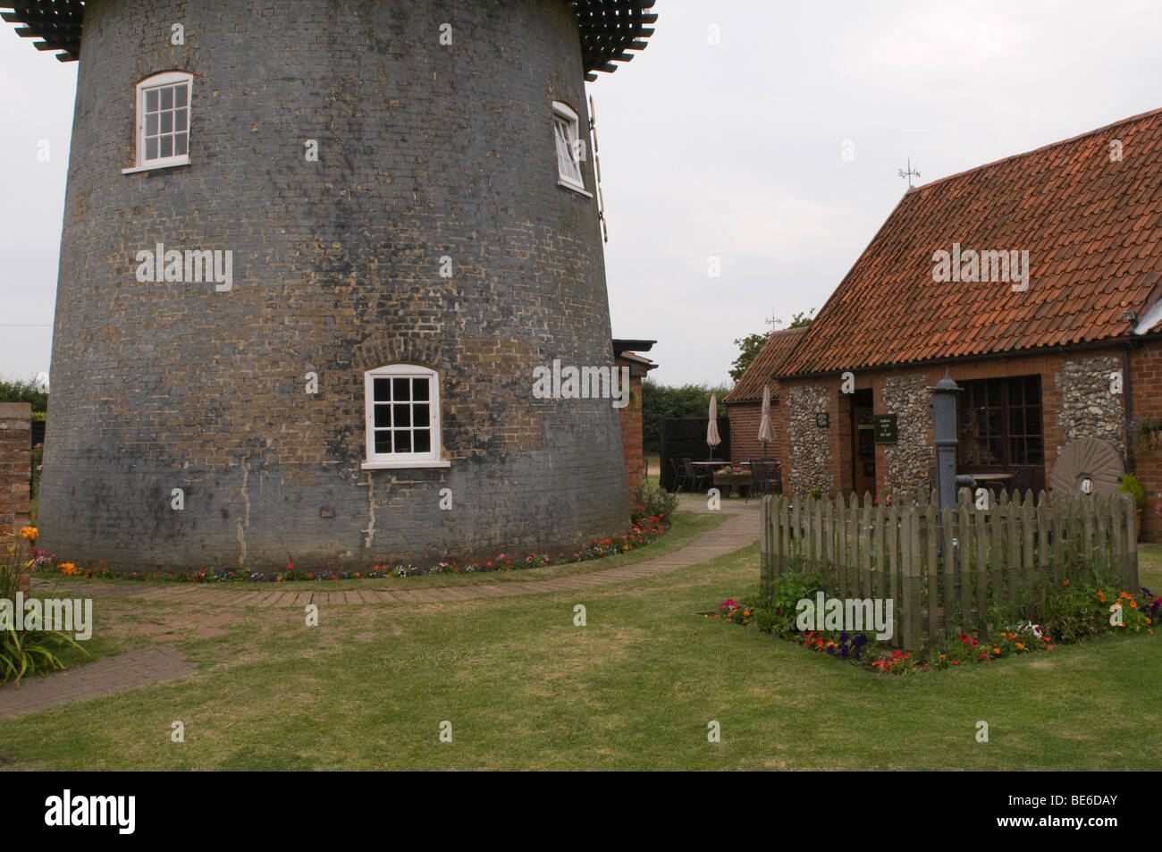 Windmill old huge structure hi-res stock photography and images - Alamy