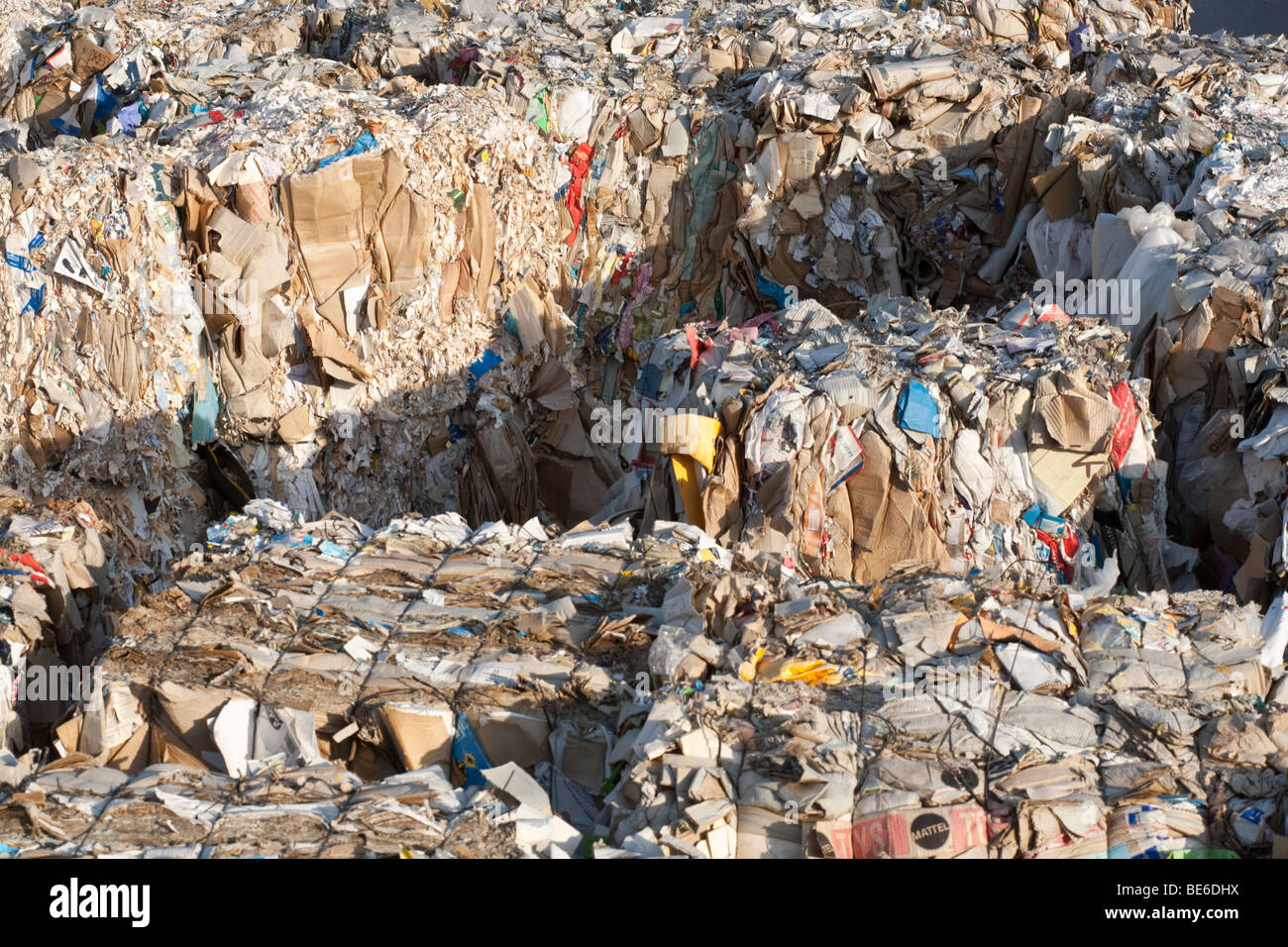 Recycling of waste paper Stock Photo - Alamy