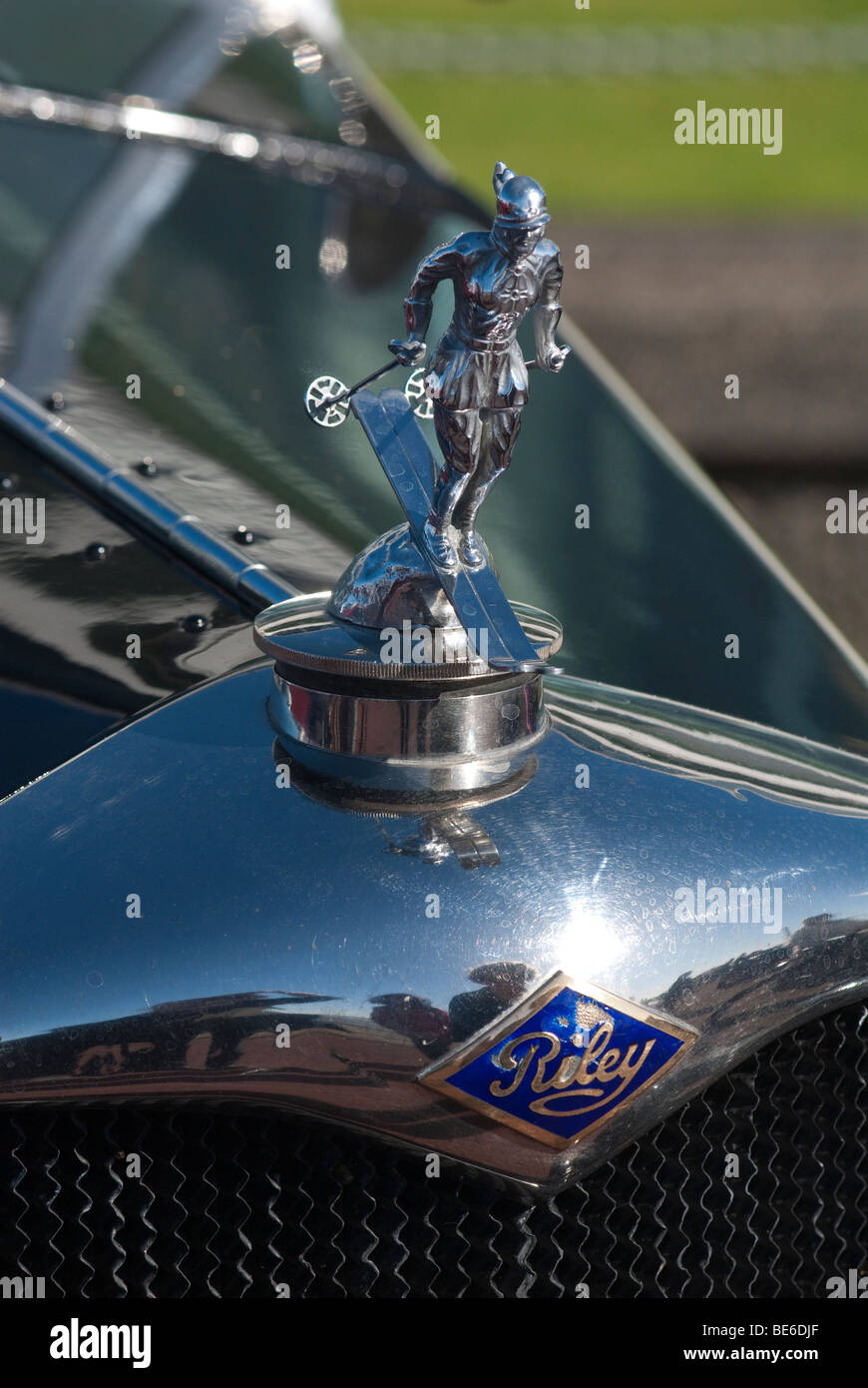 Riley car badge hi-res stock photography and images - Alamy