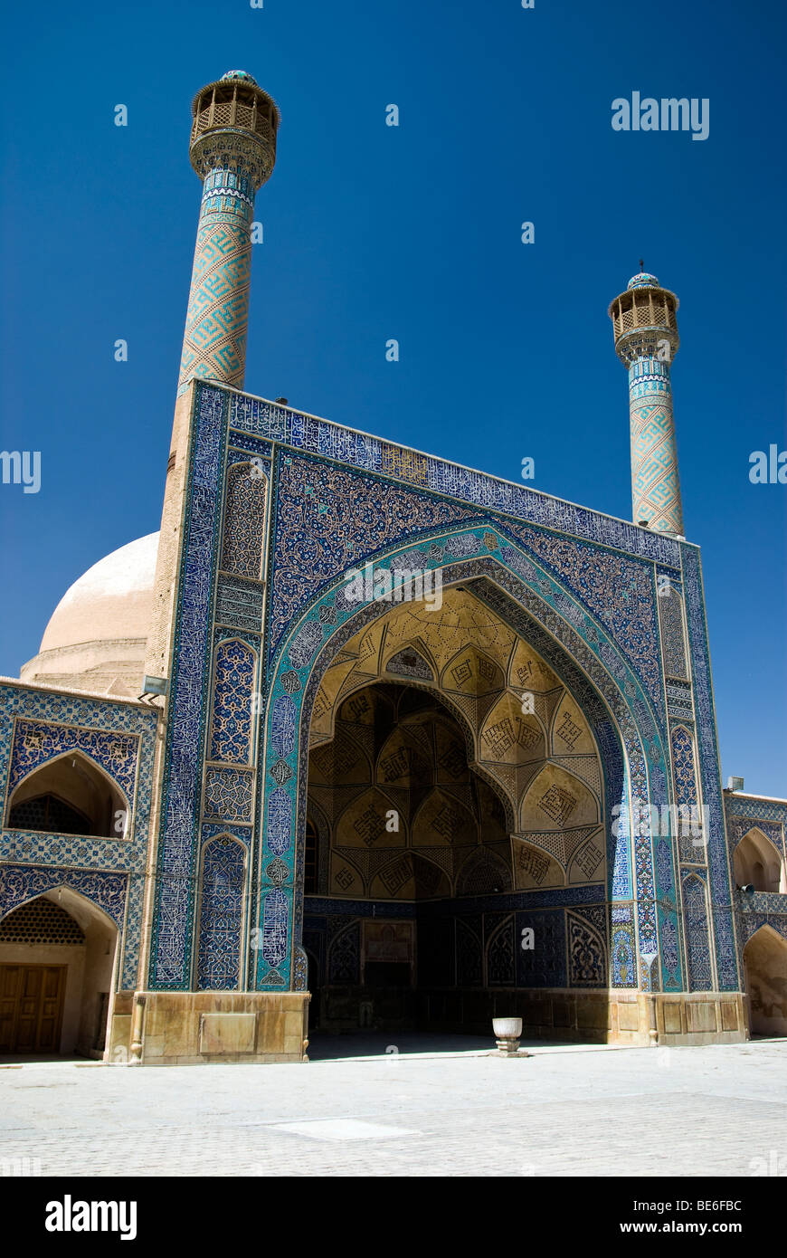 Entrance iwan hi-res stock photography and images - Alamy