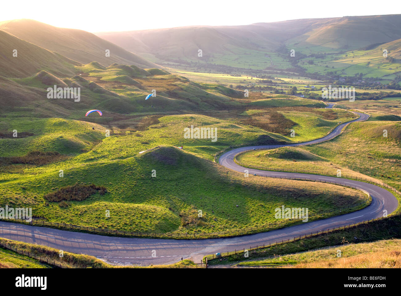 Winding road from" Mam Tor" To Edale in Derbyshire Stock Photo - Alamy