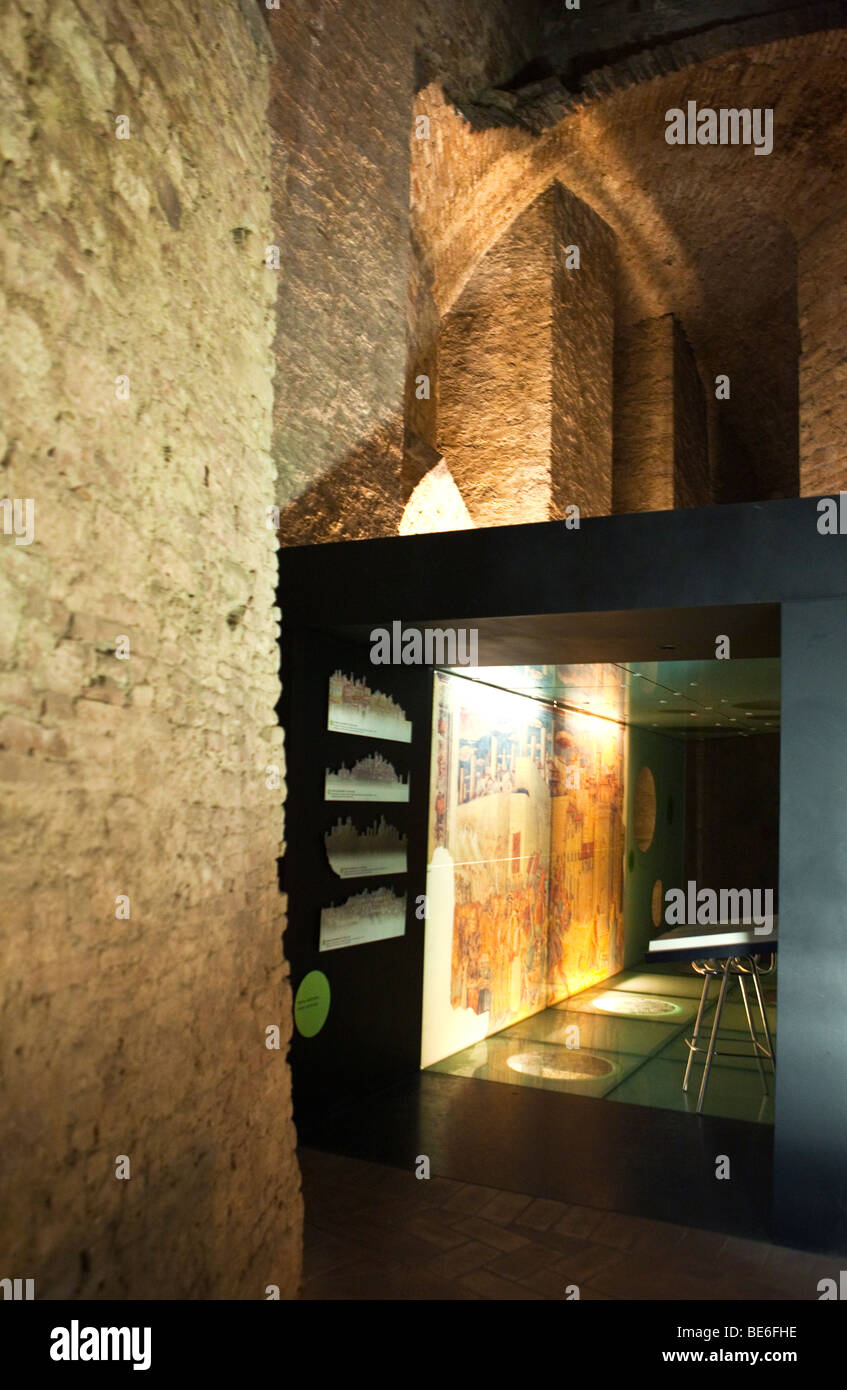 Internal walkway hi-res stock photography and images - Alamy