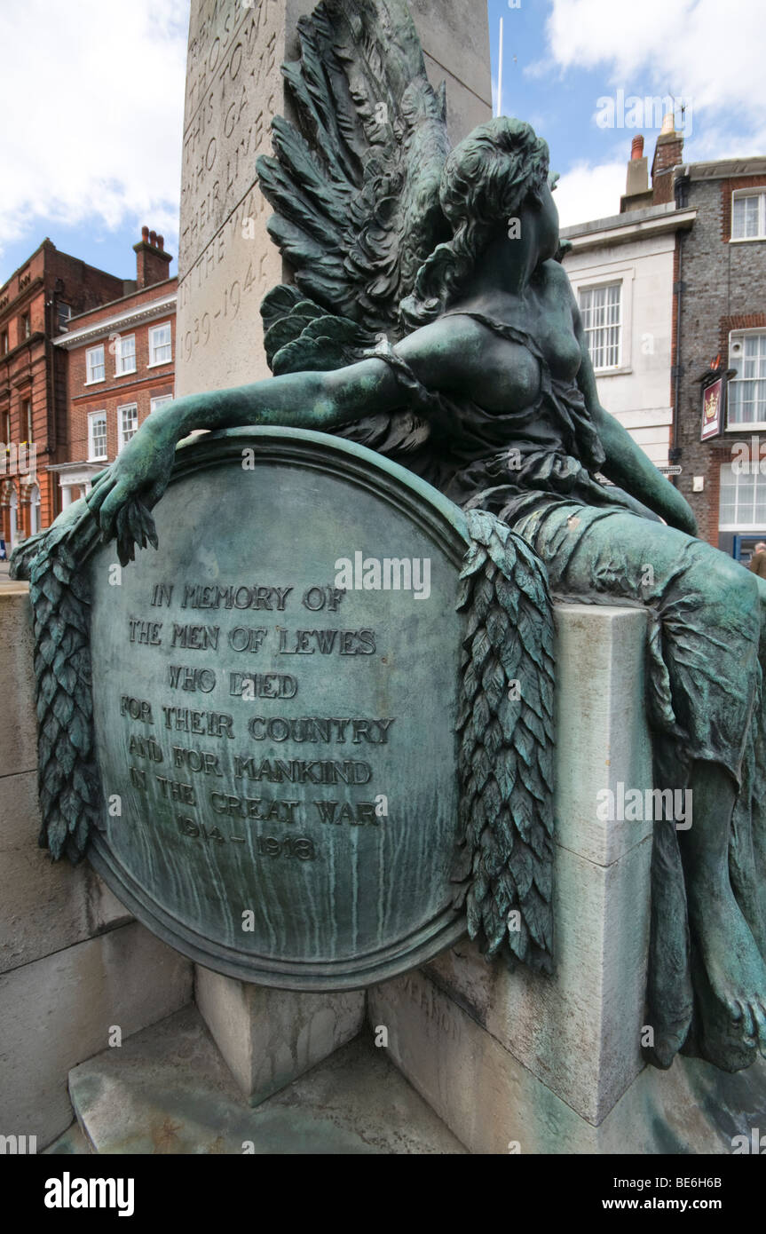 East war heroes hi-res stock photography and images - Alamy