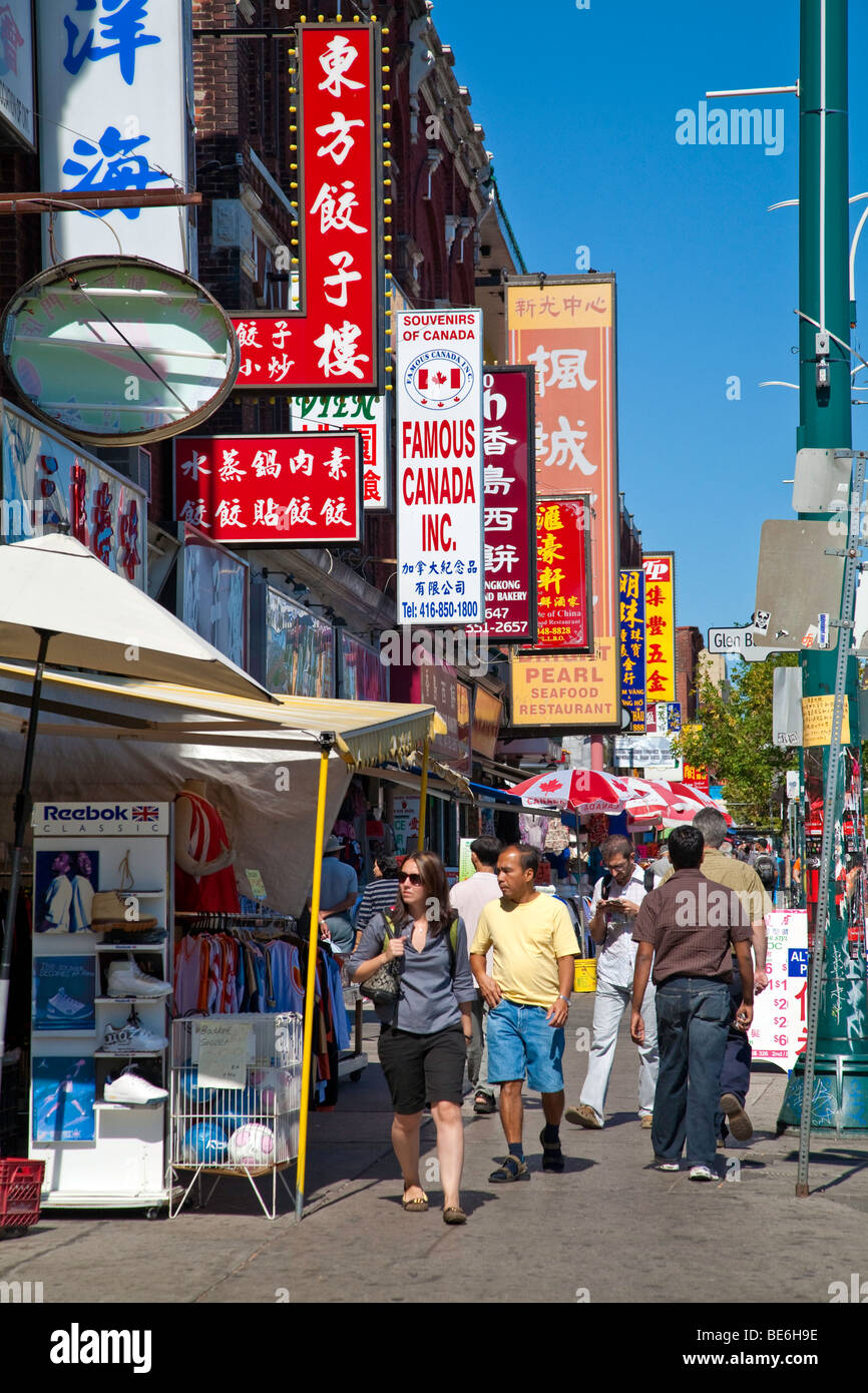 Canada ontario toronto china town hi-res stock photography and images ...