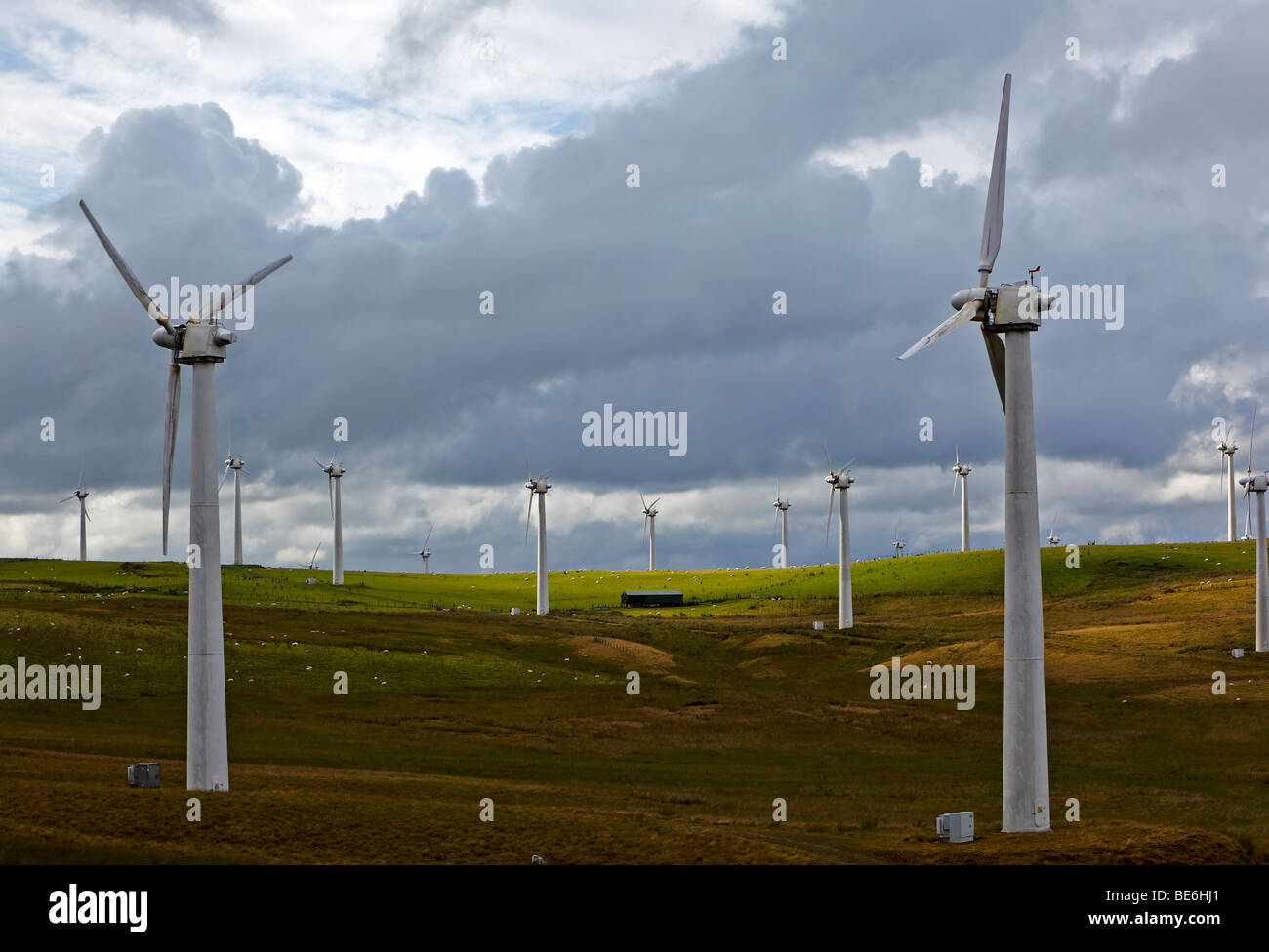 Welsh wind power generation hi-res stock photography and images - Alamy