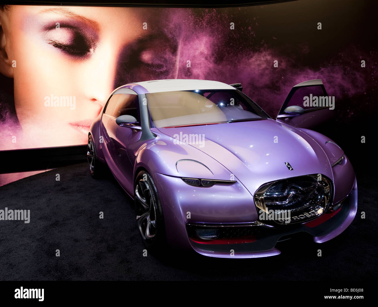 The Citroen Revolte concept car with a hybrid electric engine produces ...