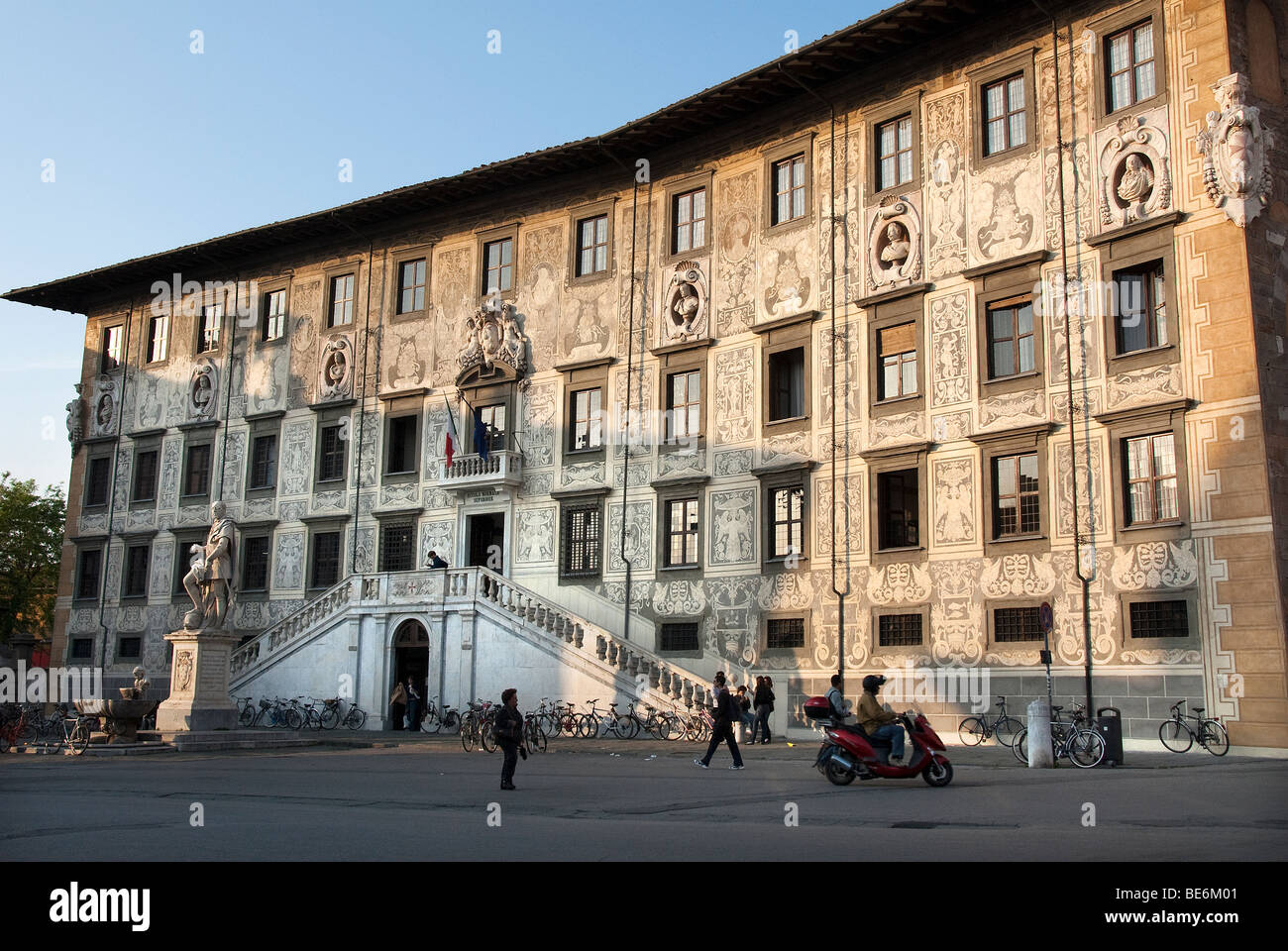 Italian students hi-res stock photography and images - Alamy
