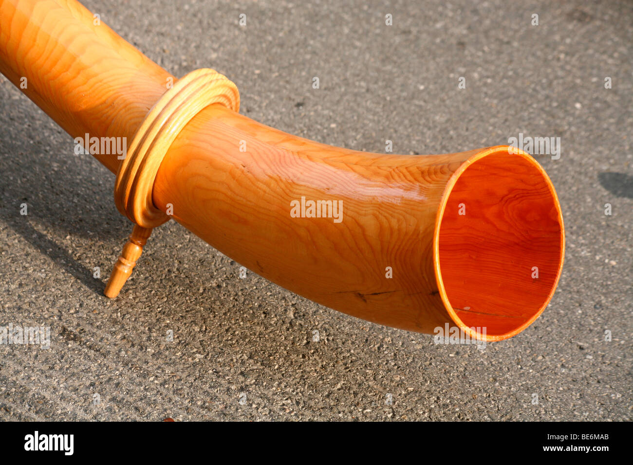 Alphorner hi-res stock photography and images - Alamy