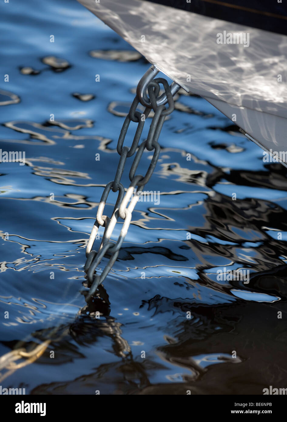 Anchor chain water hi-res stock photography and images - Alamy