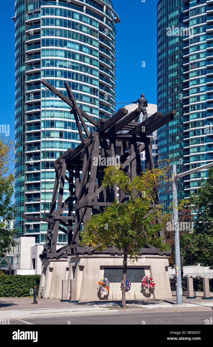 Memorial to Commemorate the Chinese Railroad Workers in Canada that ...
