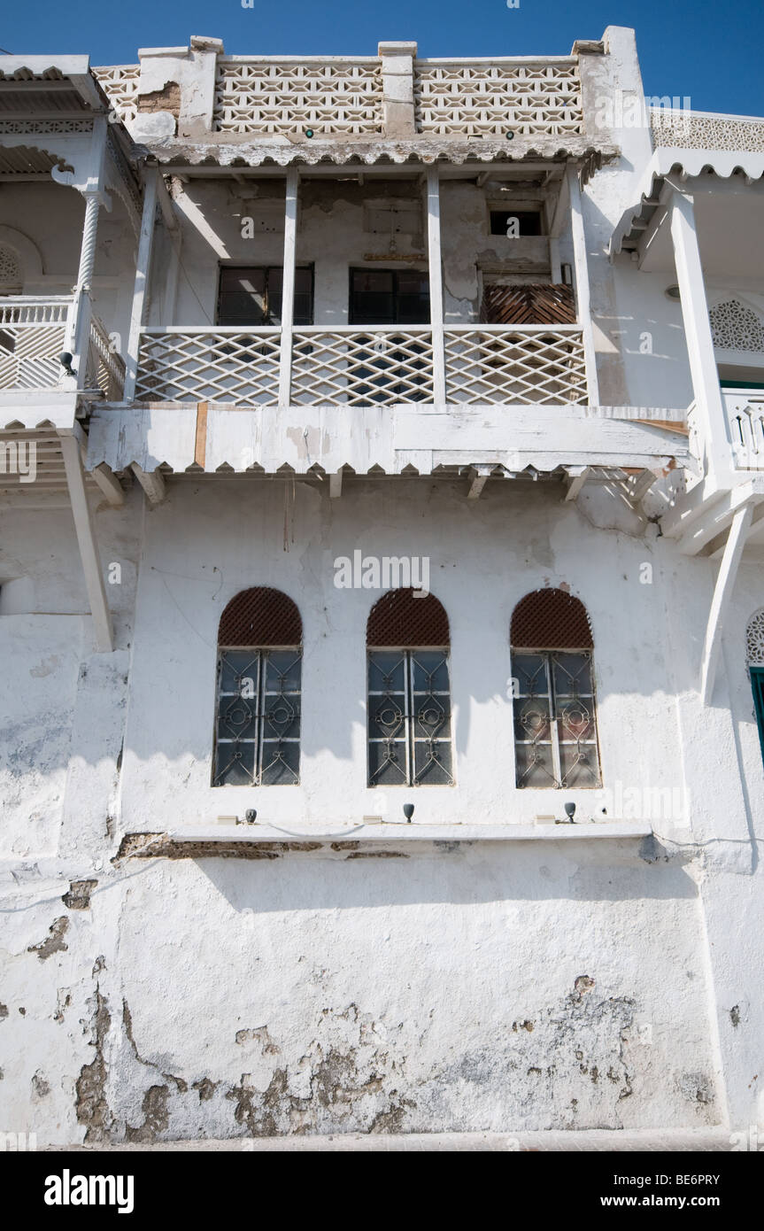 Muscat oman balcony hi-res stock photography and images - Alamy