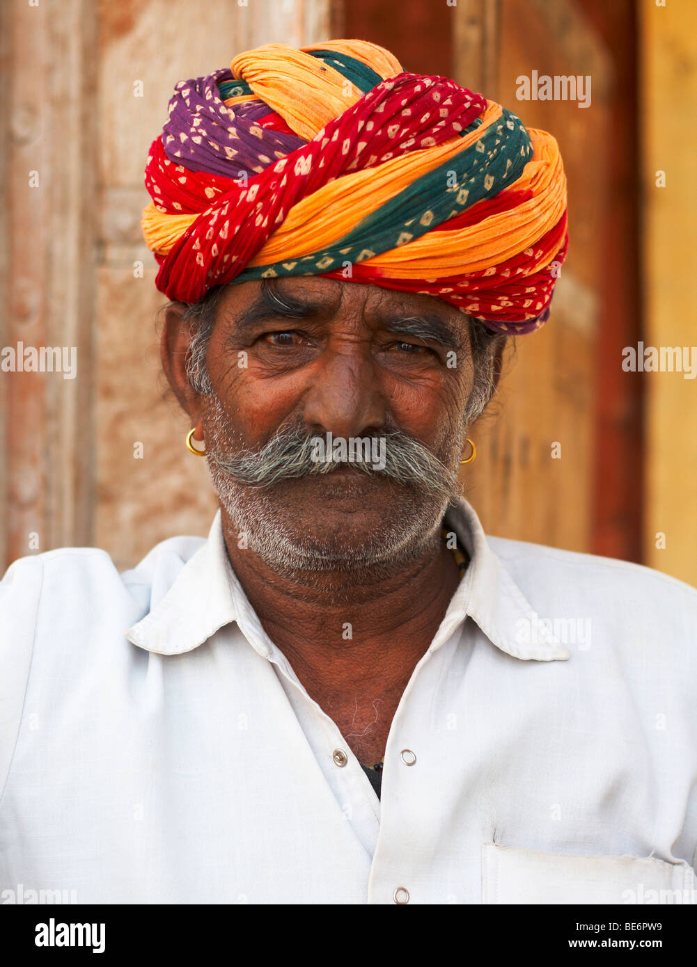 India rajput turban man hi-res stock photography and images - Alamy