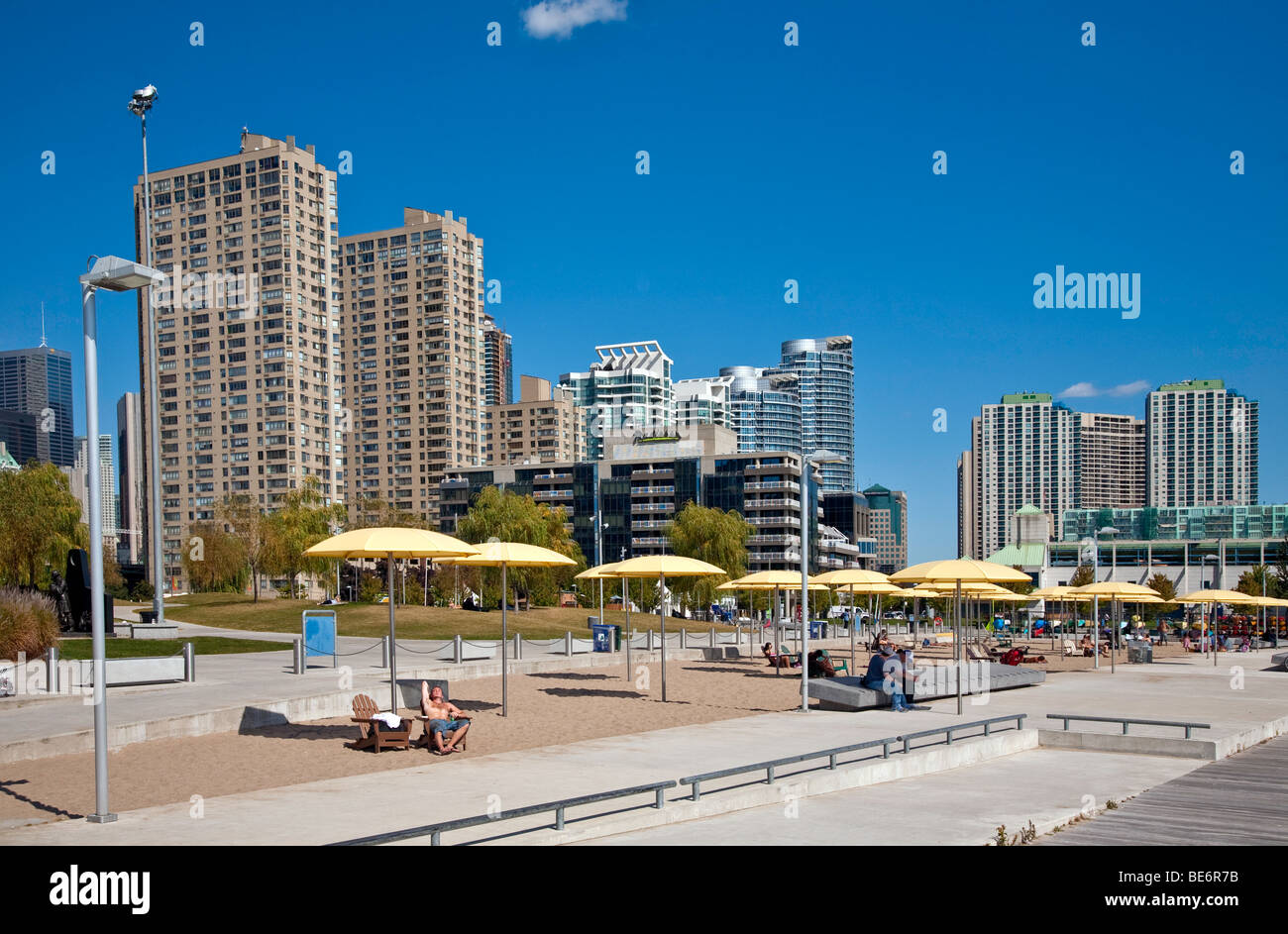 Sunshine beach toronto hi-res stock photography and images - Alamy