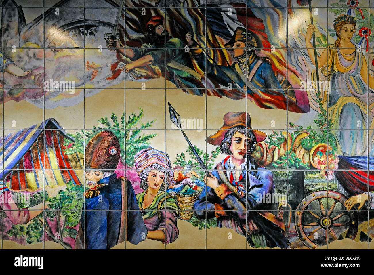 Station mural hi-res stock photography and images - Alamy