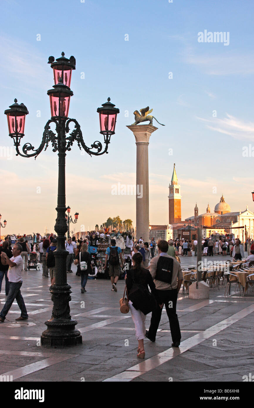 Pink piazza hi-res stock photography and images - Alamy