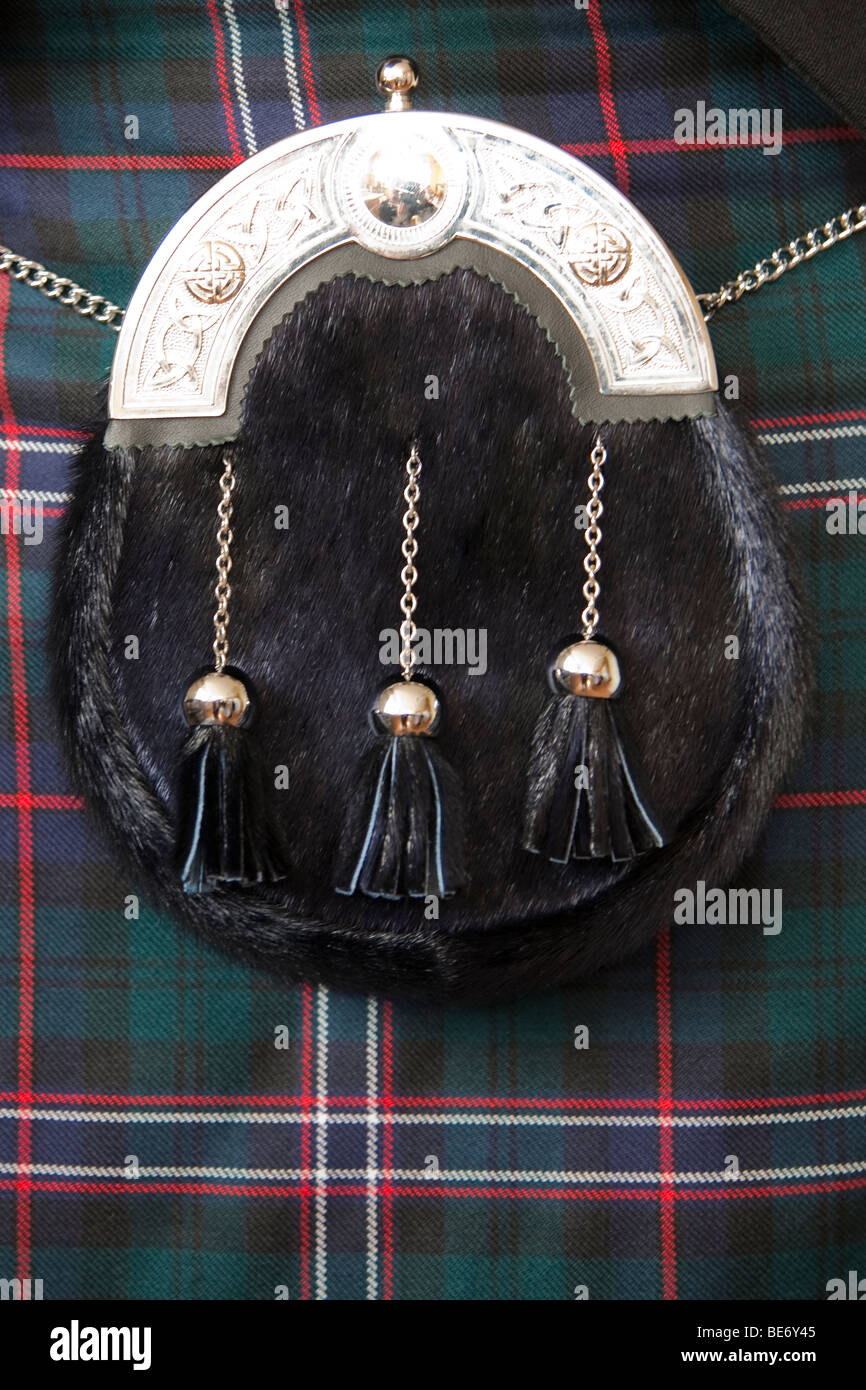 Sporran and kilt Stock Photo - Alamy