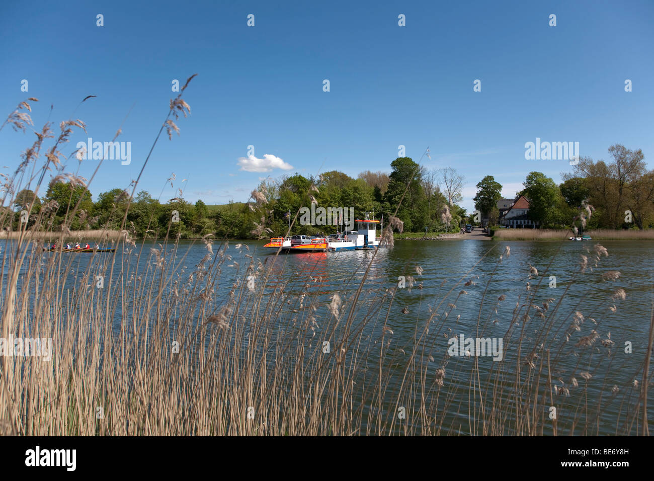 Ferry transporting people and cars, cable ferry with hydraulic drive ...