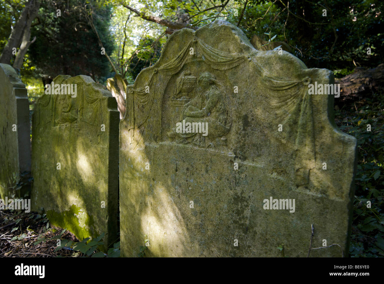 Old graves in an English graveyard Stock Photo - Alamy