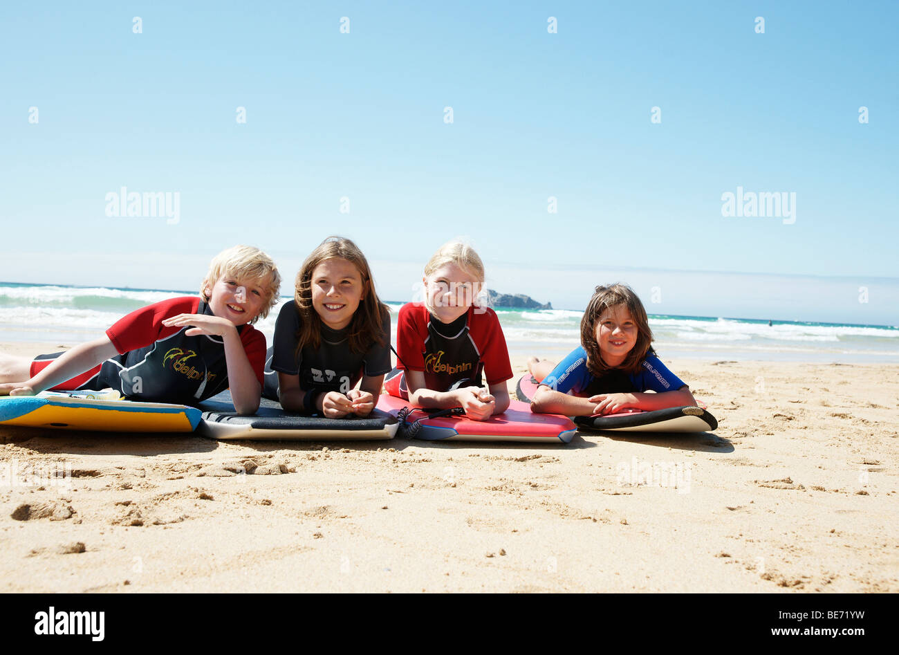 Female kids children surfer hi-res stock photography and images - Alamy