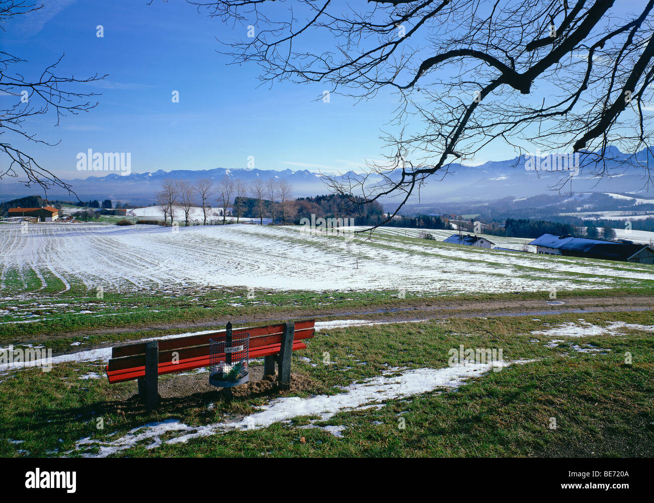 Onset of winter, Irschenberg in front of the mountains of Chiemgau ...