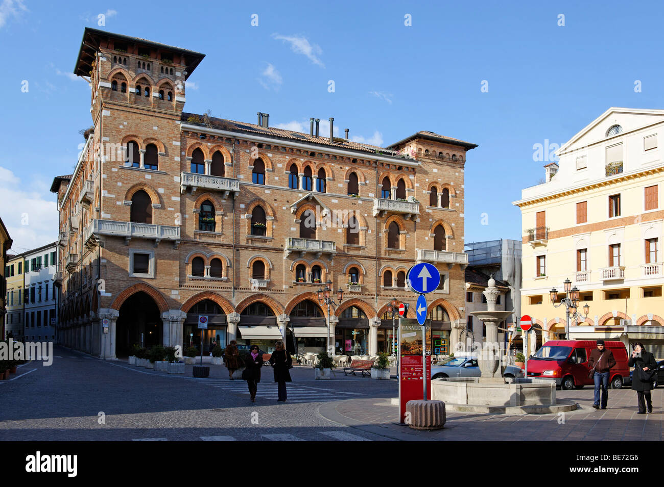 Piazza San Vito, Treviso, Veneto, Italy, Europe Stock Photo - Alamy