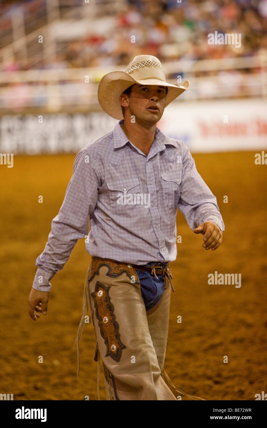 Rodeo Cowboy competing in the Mesquite Championship Rodeo, Texas, USA ...