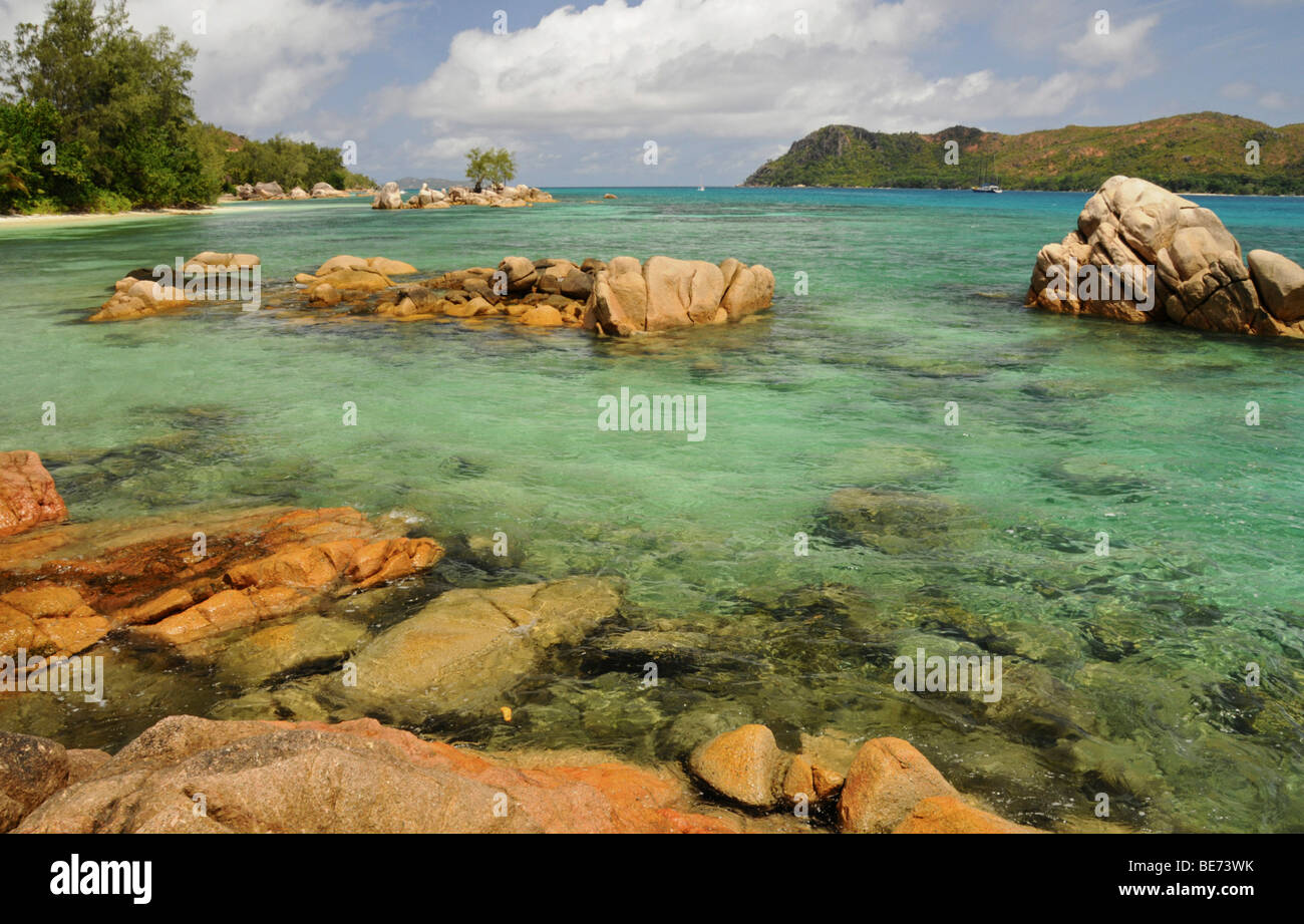 Surrounded by rocks and nature hi-res stock photography and images - Alamy