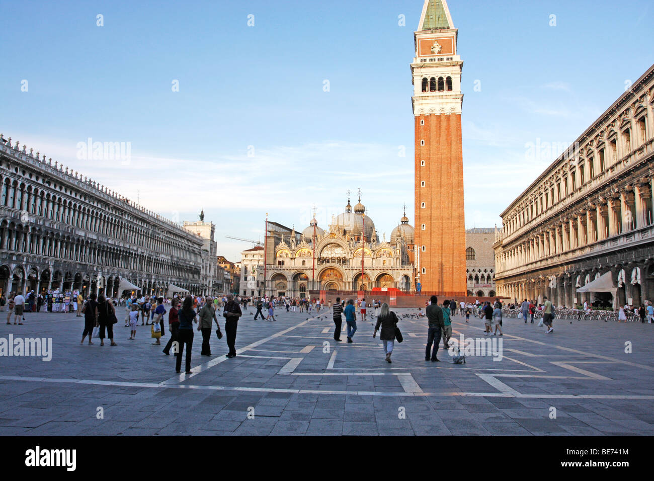 Piazza San Marco,St Marks Square,crowded with tourists and sightseers ...