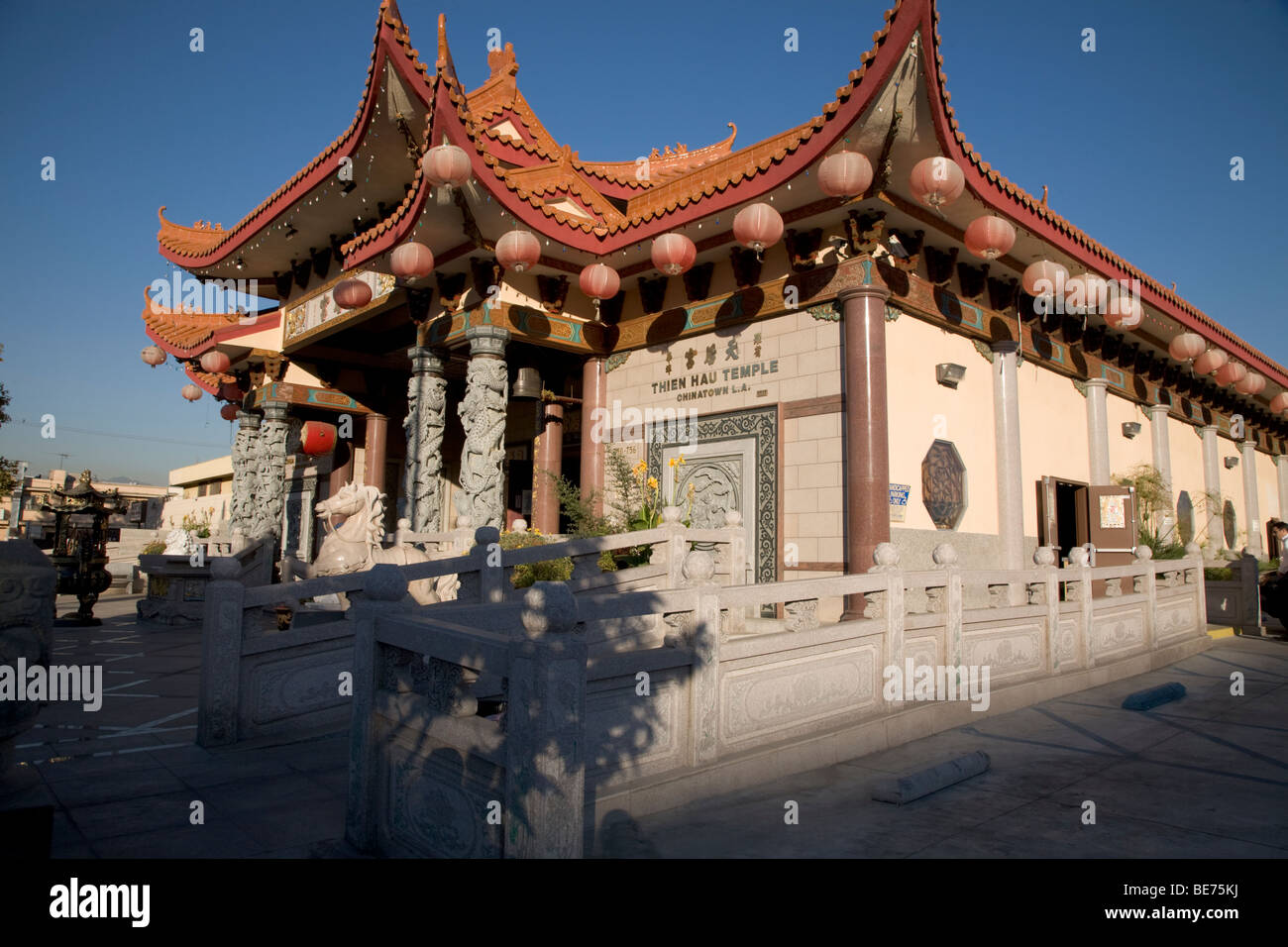 Taoism temple usa hi-res stock photography and images - Alamy