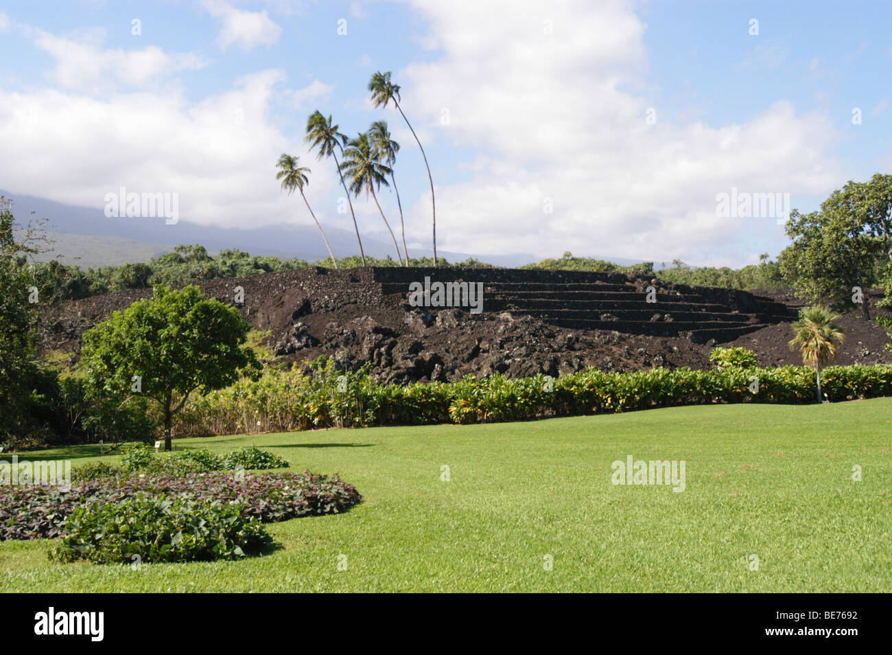 Piilanihale heiau temple hi-res stock photography and images - Alamy
