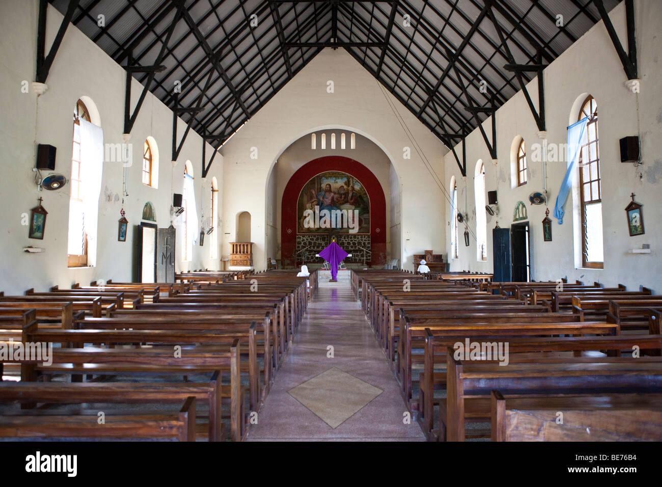 The church of Sainte Marie Madeleine near the town of Quarte Bones ...