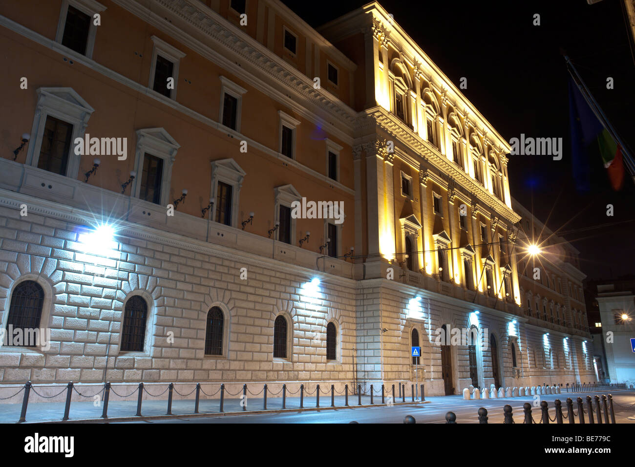 Rome, Italy. The façade of Palazzo Esercito on via XX settembre, 123 by ...