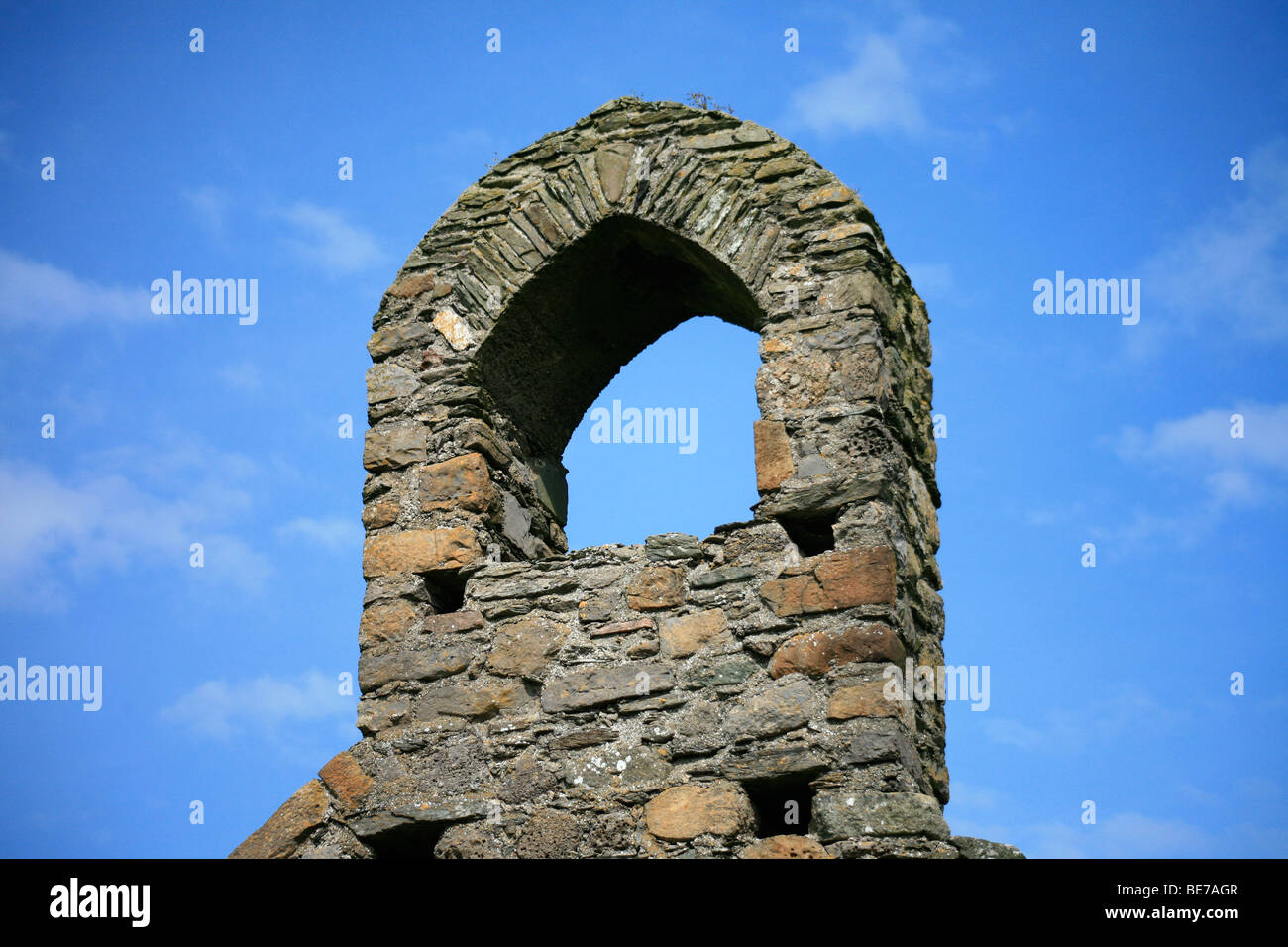 Stone archway on an ancient church building Stock Photo - Alamy