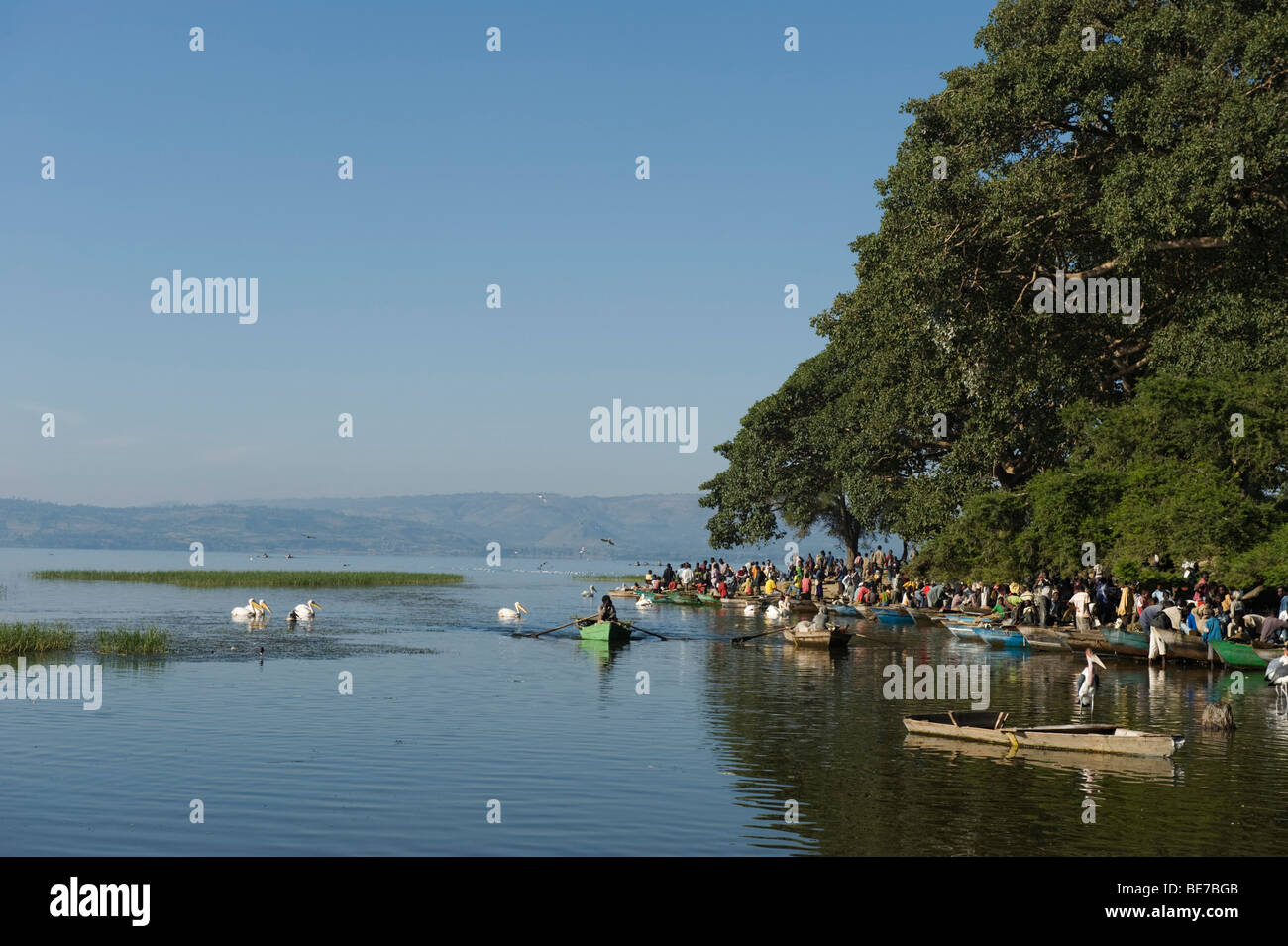 Ethiopian lakes hi-res stock photography and images - Alamy