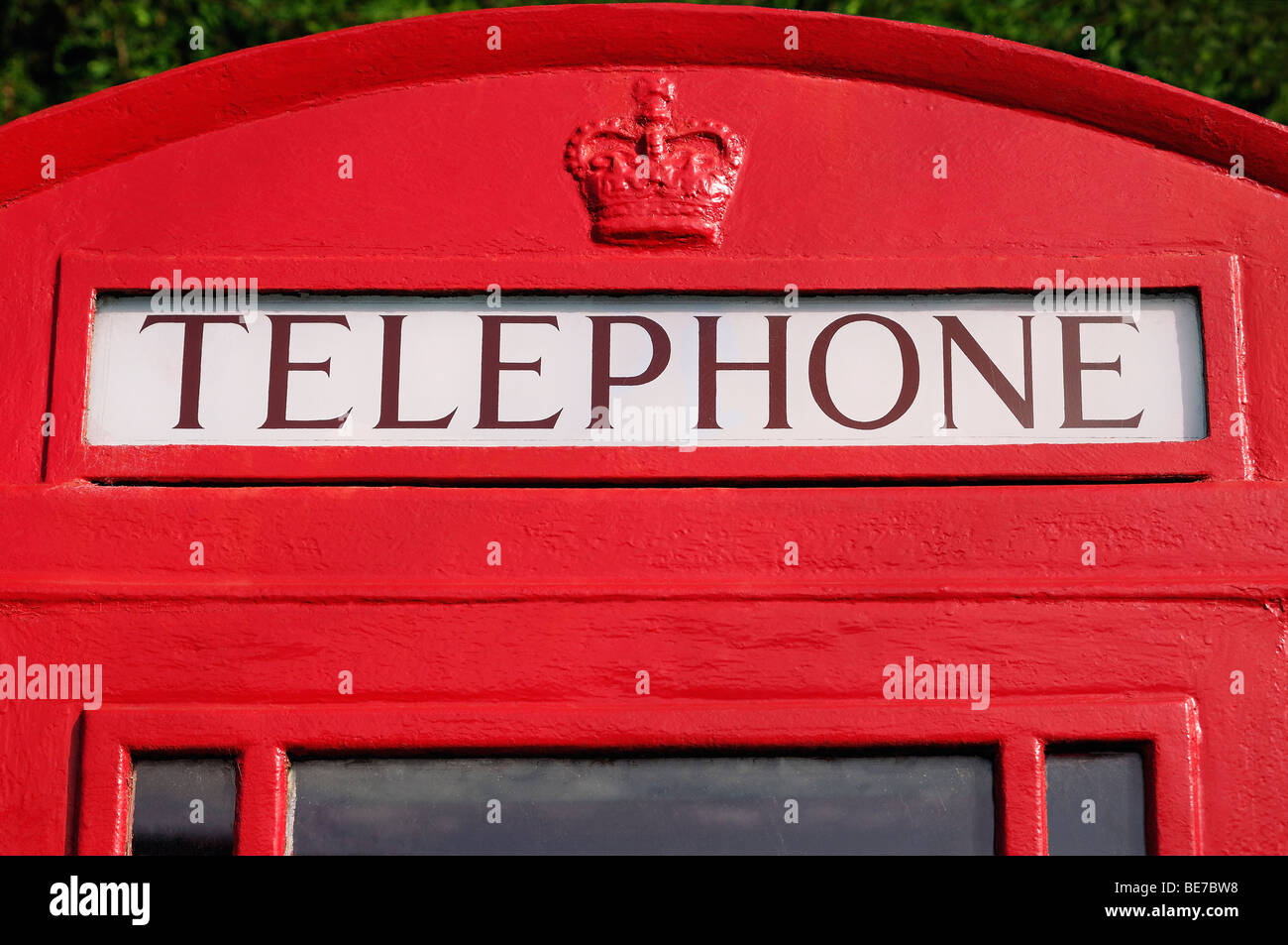The red telephone box hi-res stock photography and images - Alamy