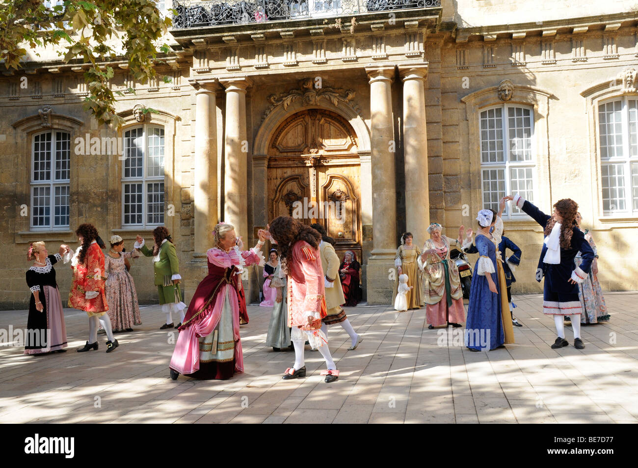 French bourgeois 18th century hi-res stock photography and images - Alamy