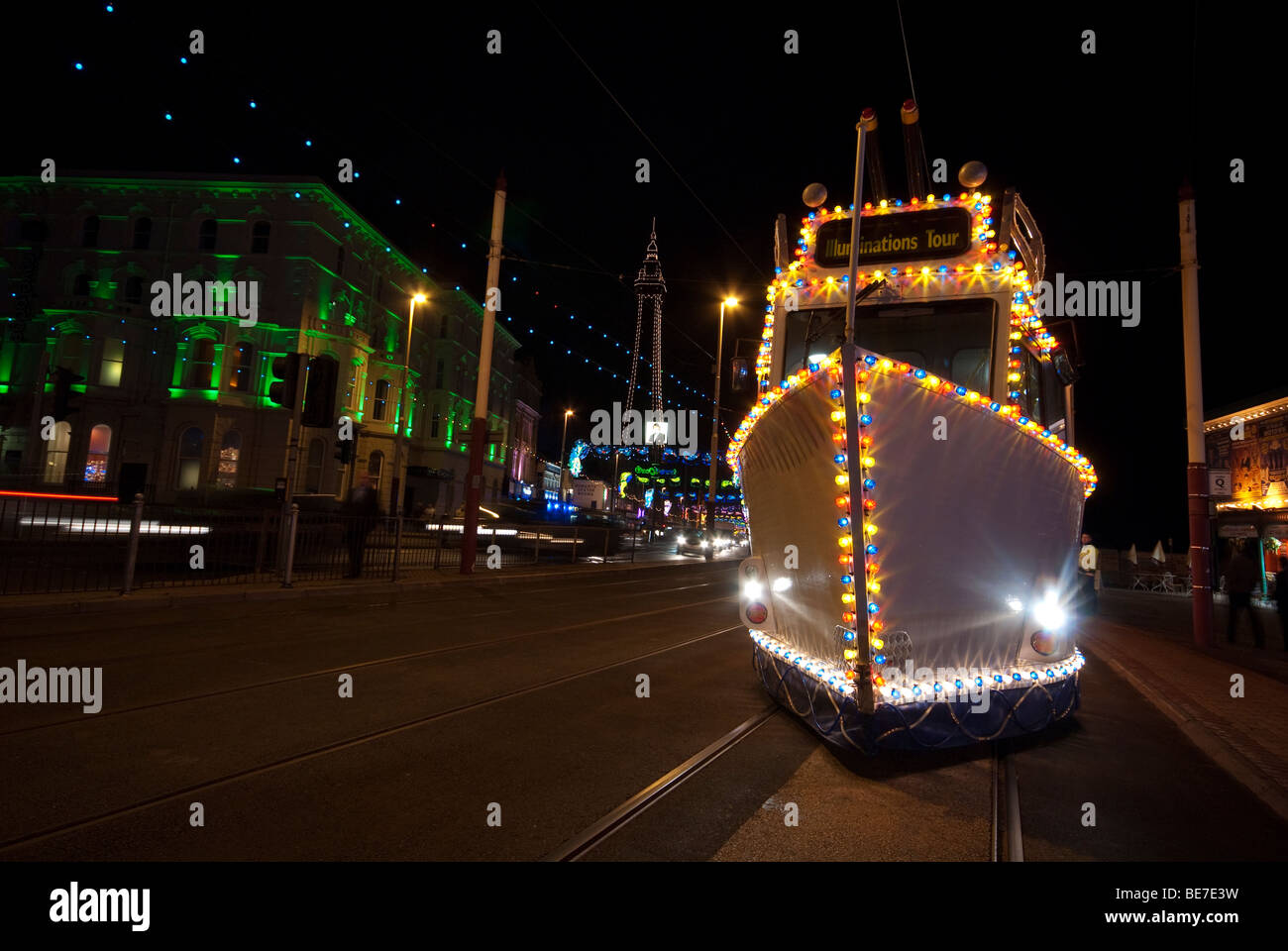 Blackpool at night hi-res stock photography and images - Alamy