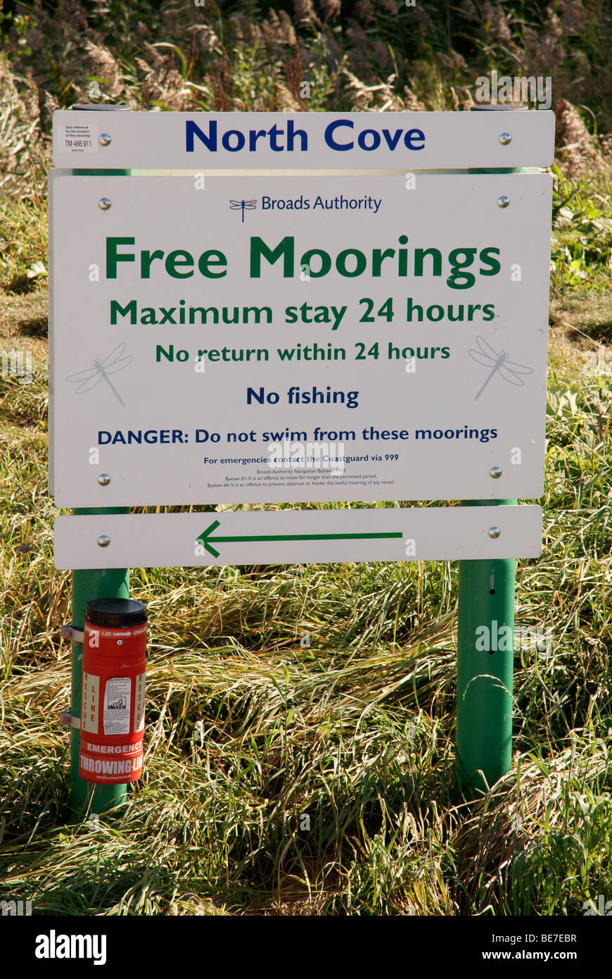 Free Mooring sign on the Norfolk Broads at North Cove Stock Photo - Alamy