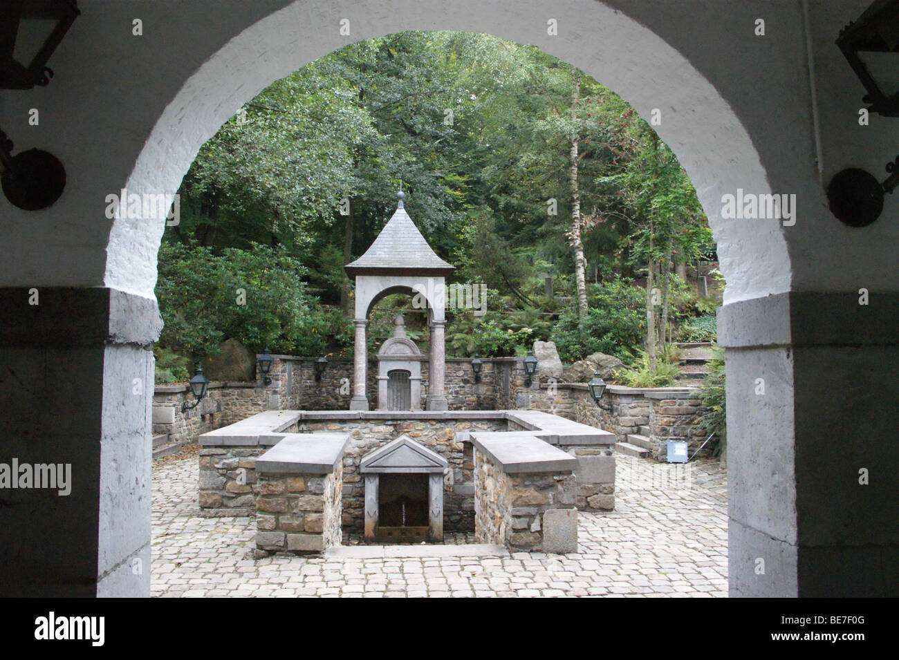 Spring source hi-res stock photography and images - Alamy