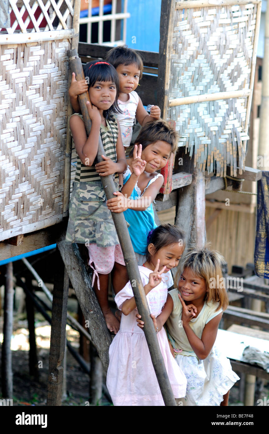 bajao settlement panglao island bohol philippines Stock Photo - Alamy