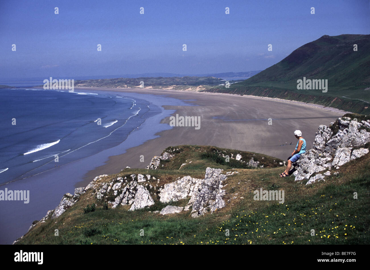 A beach at Rhossili Stock Photo - Alamy